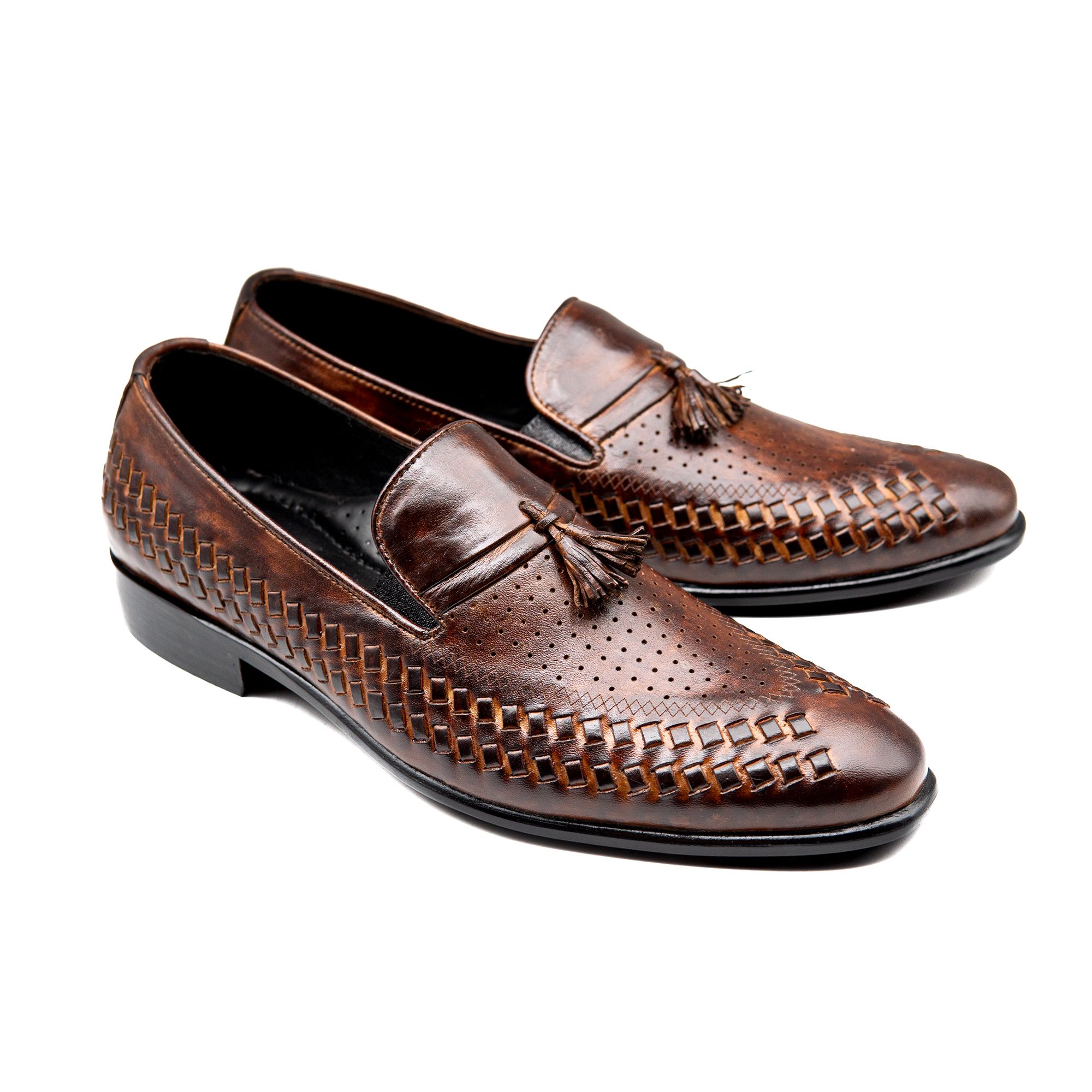 Products Brown Tussle Cross Engraved Executive Shoes For Men | Daraz.pk