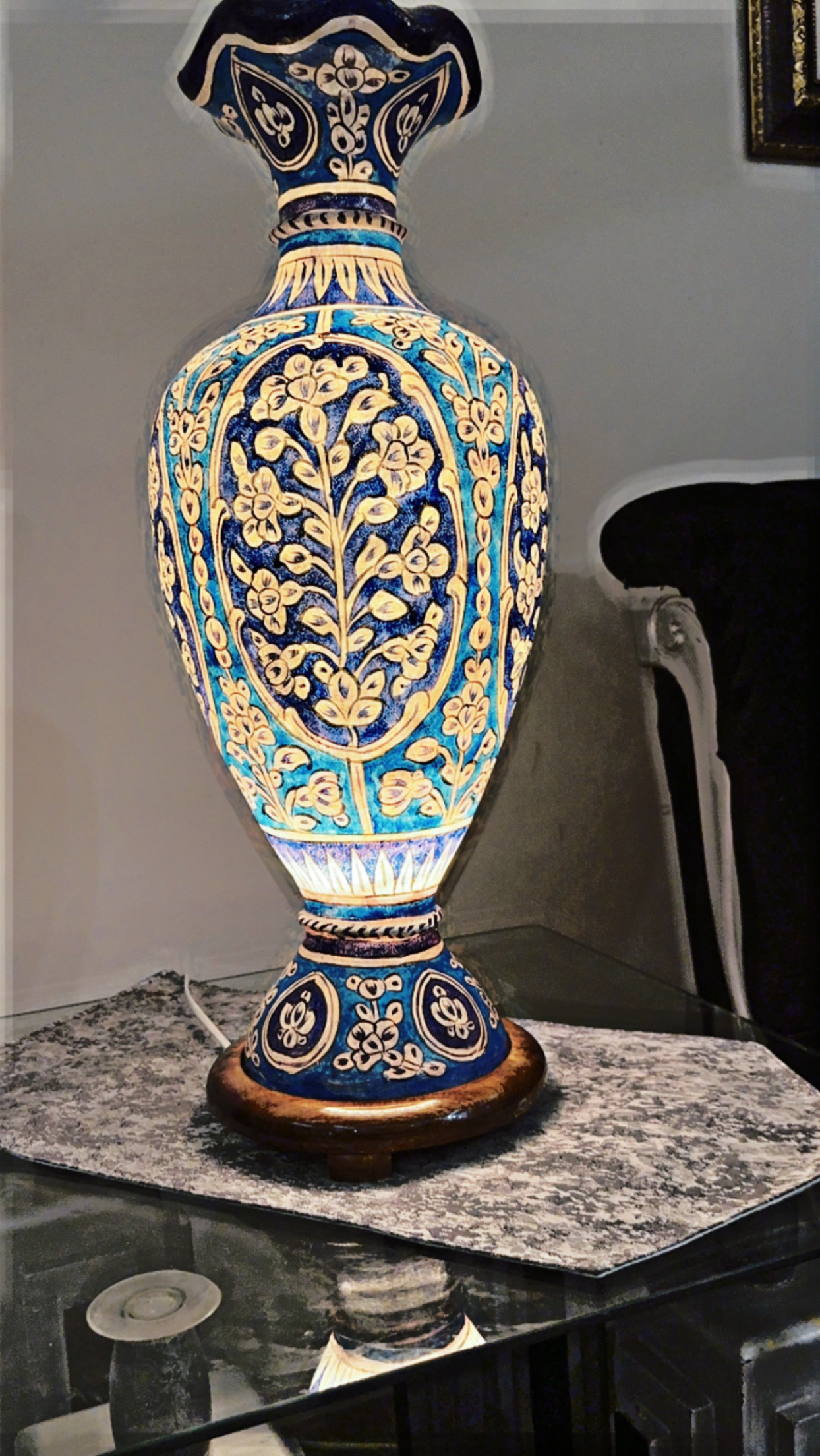 Romanza Pk 24-inch Handcrafted Camel Skin Vase Shape Lamp (Flower, Blue ...