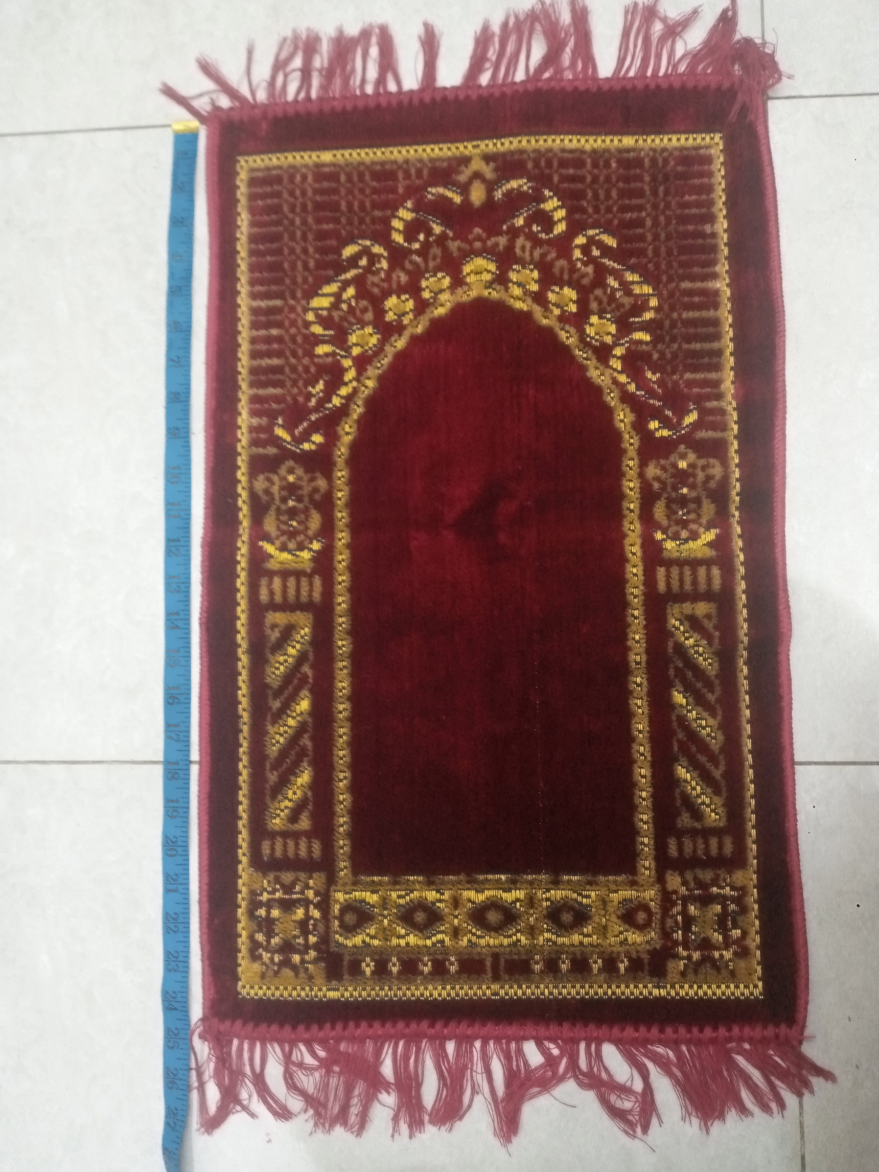 Prayer Mat Grey Velvet Jaye Namaz ( Jai Namaz) Good Quuality | Daraz.pk